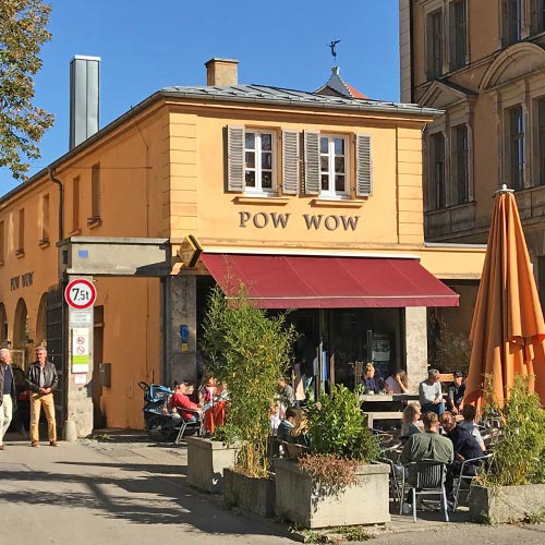 Pow Wow Coffee - Das Kult Cafe & Bar in Augsburg